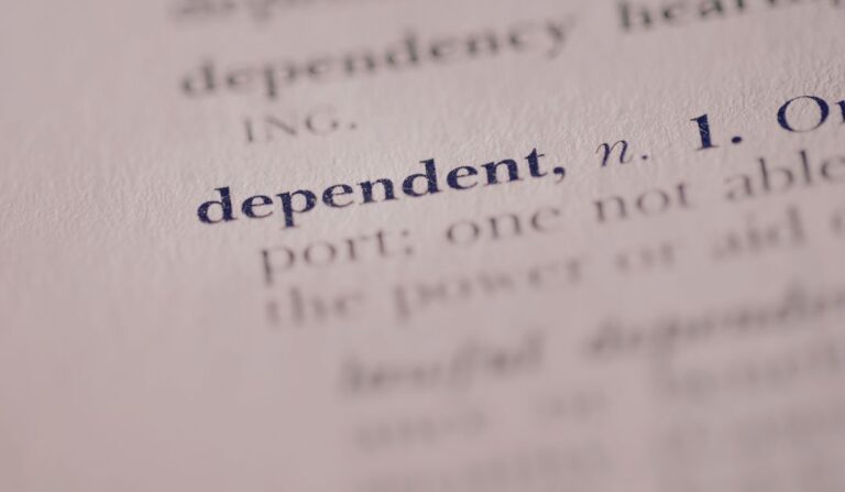 Apa Itu Variabel Dependen dan Independen – Teknokra.com